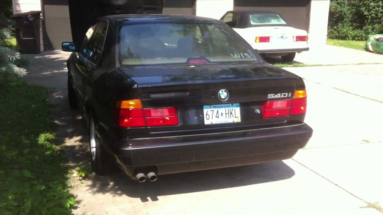 1995 BMW E34 540i 6 speed walk around and startup - YouTube