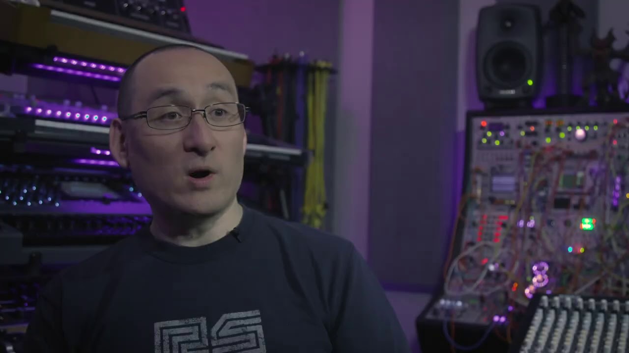 Korg’s Soundlink Hybrid Mixers as the Heart of a Synth Studio by Richard Devine - YouTube