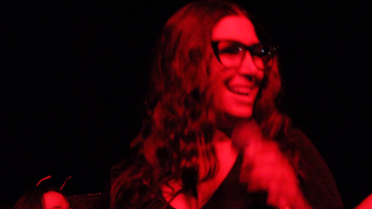 Kit Katz- Rock n' Roll cover - YouTube