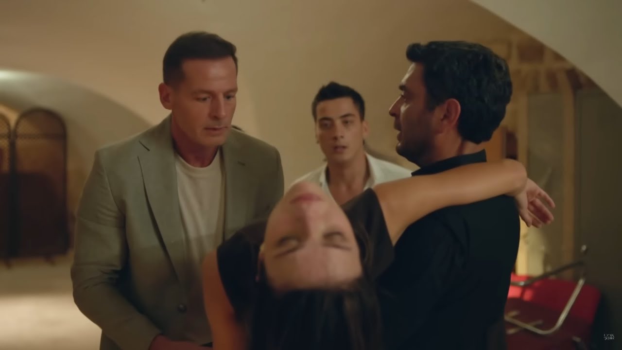 Orasul indepartat - Printre straini ep.32 Primele neconcordante ale ...