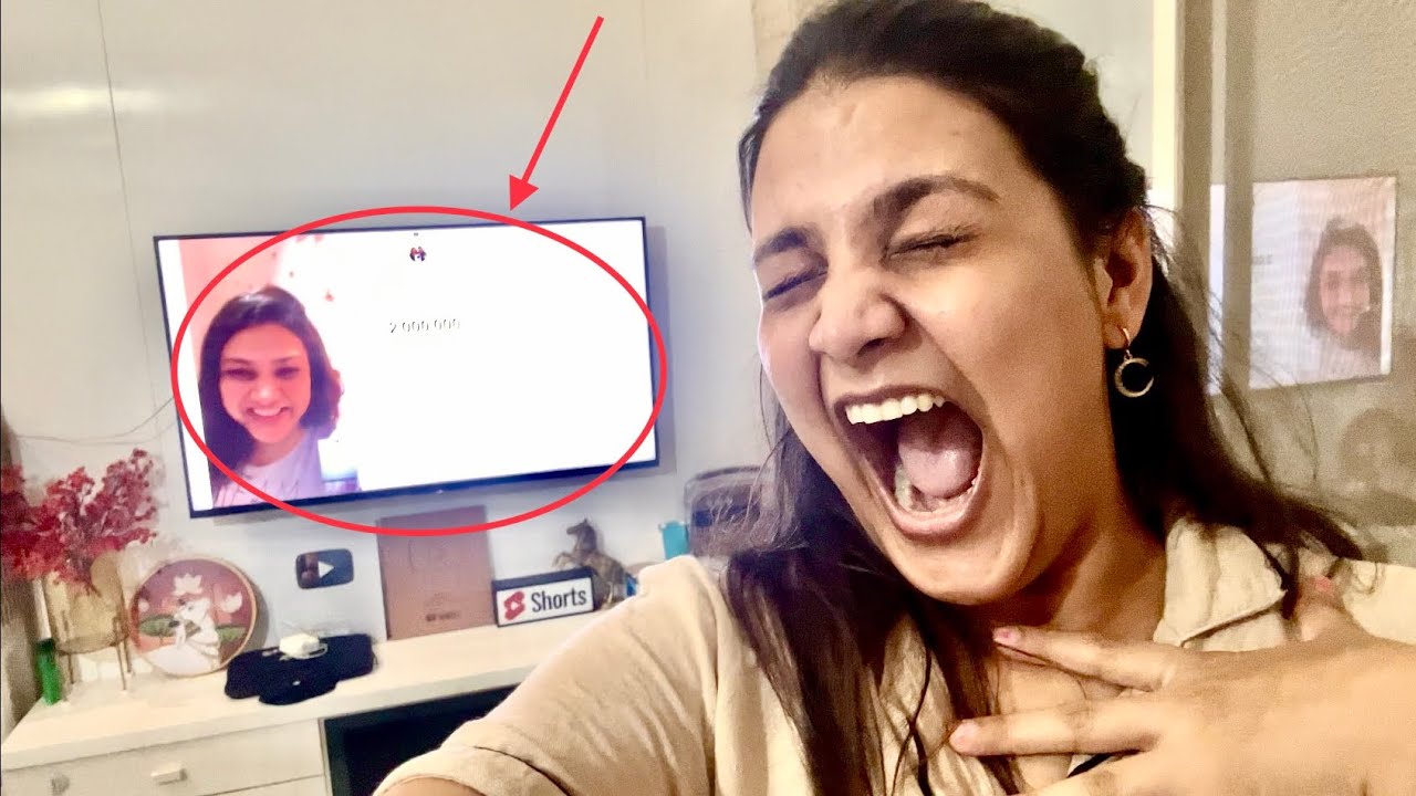 Watching Our Own Vlogs is Crazy - YouTube Watching Our Own Vlogs is Crazy - YouTube