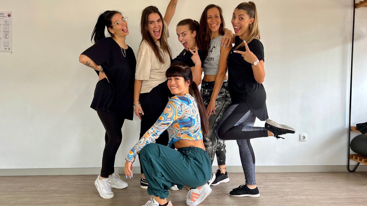 Female Dancehall - Rececionistas ALC Dance Studios - YouTube