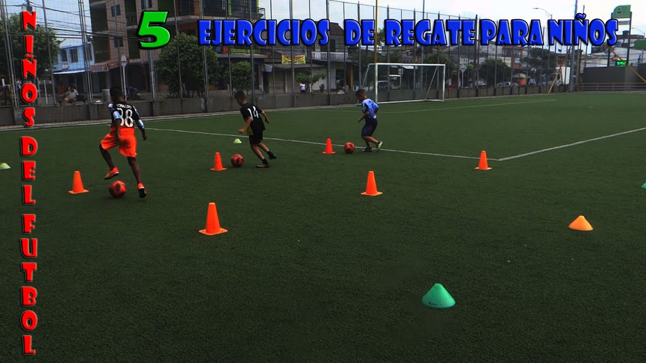 5 ejercicios de regate en futbol niños - YouTube