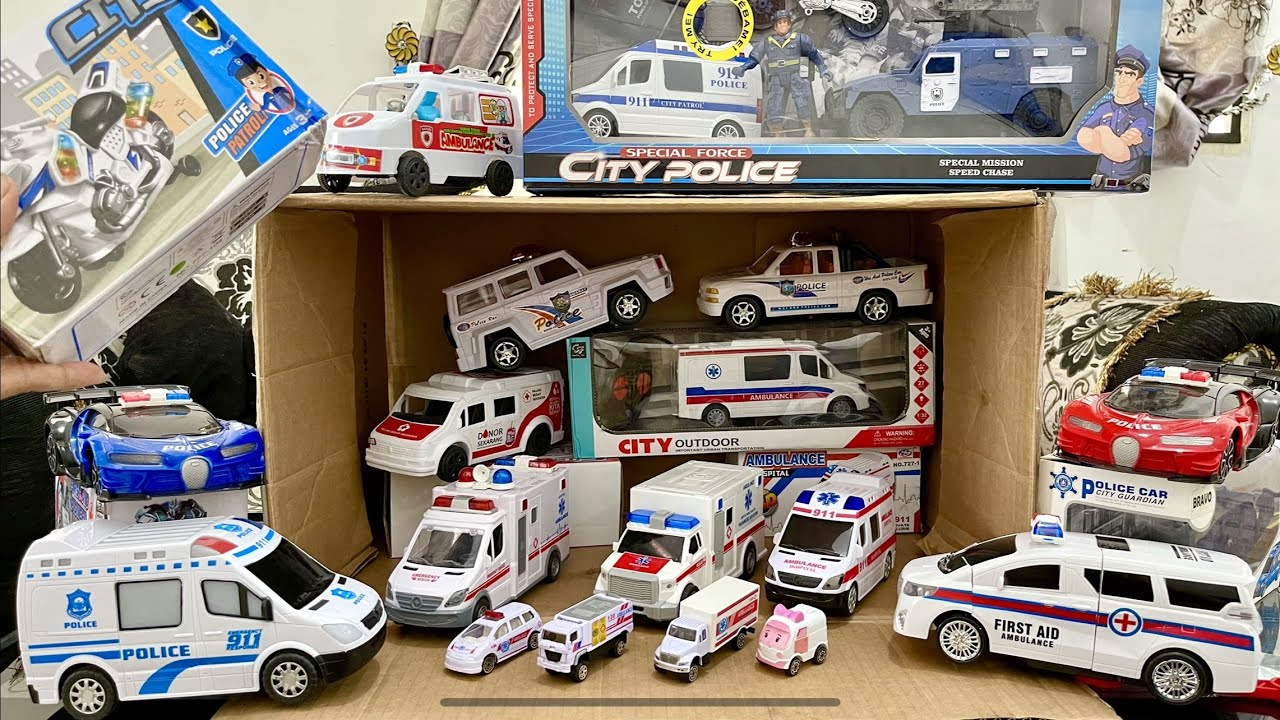 Mobil Mobilan Ambulance, Police Car and Ambulance Car Toys - YouTube