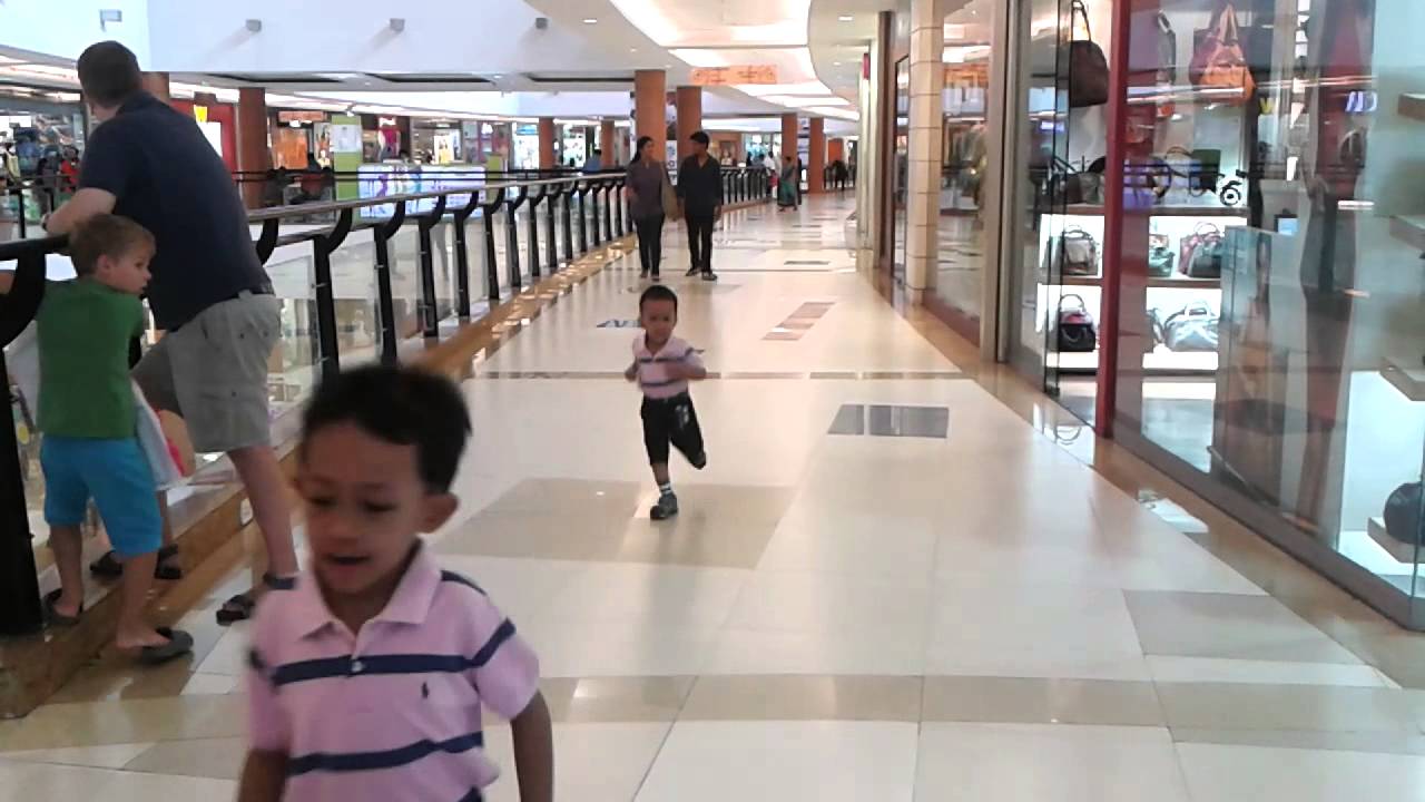 Running Race in Mall - YouTube