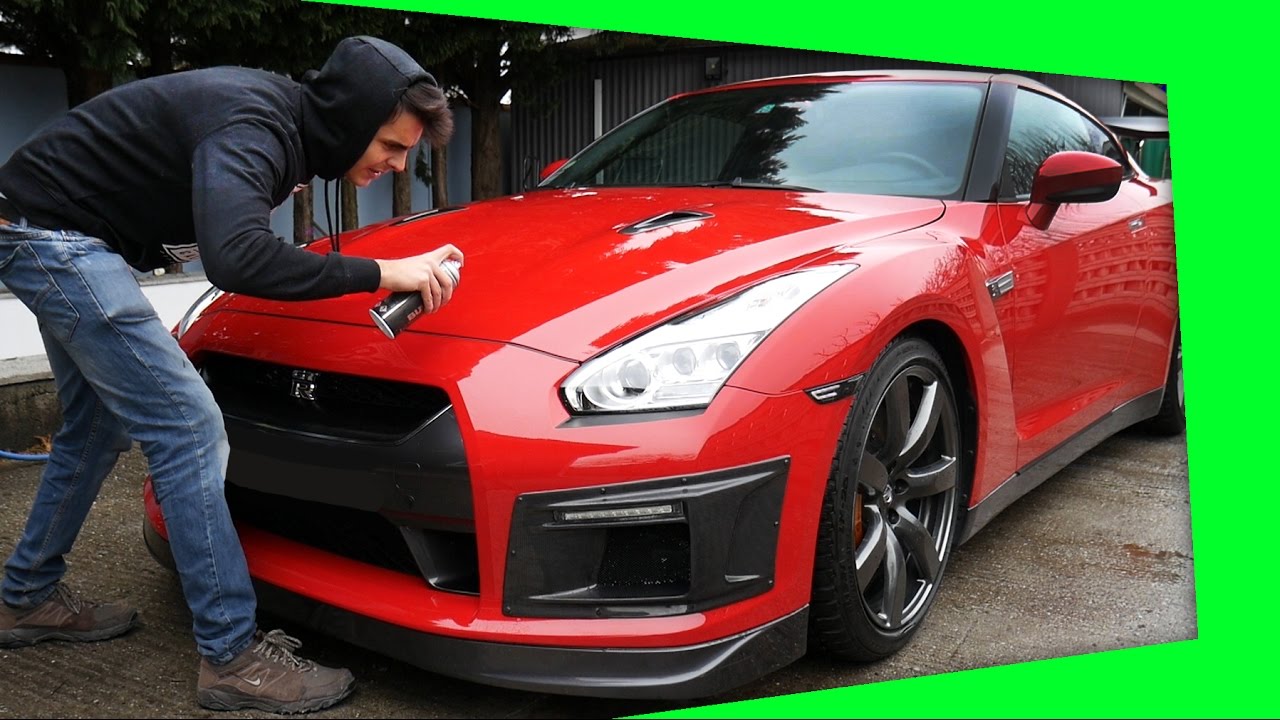 Custom Nissan GT-R Garage - YouTube