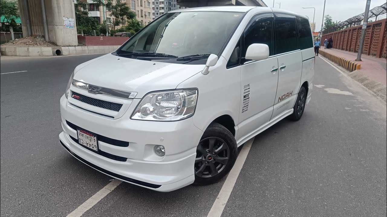Toyota Noah Model 2003 G Edition Super Fresh Family Use 2 door Auto hid ...