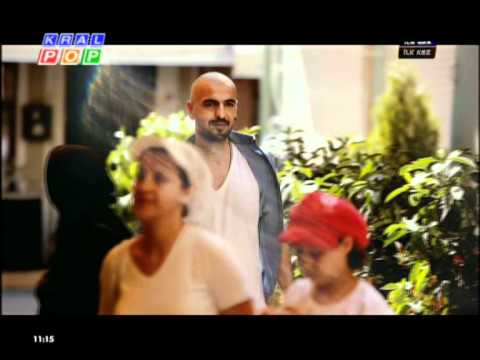 Soner Sarıkabadayı - Burada Biri Var