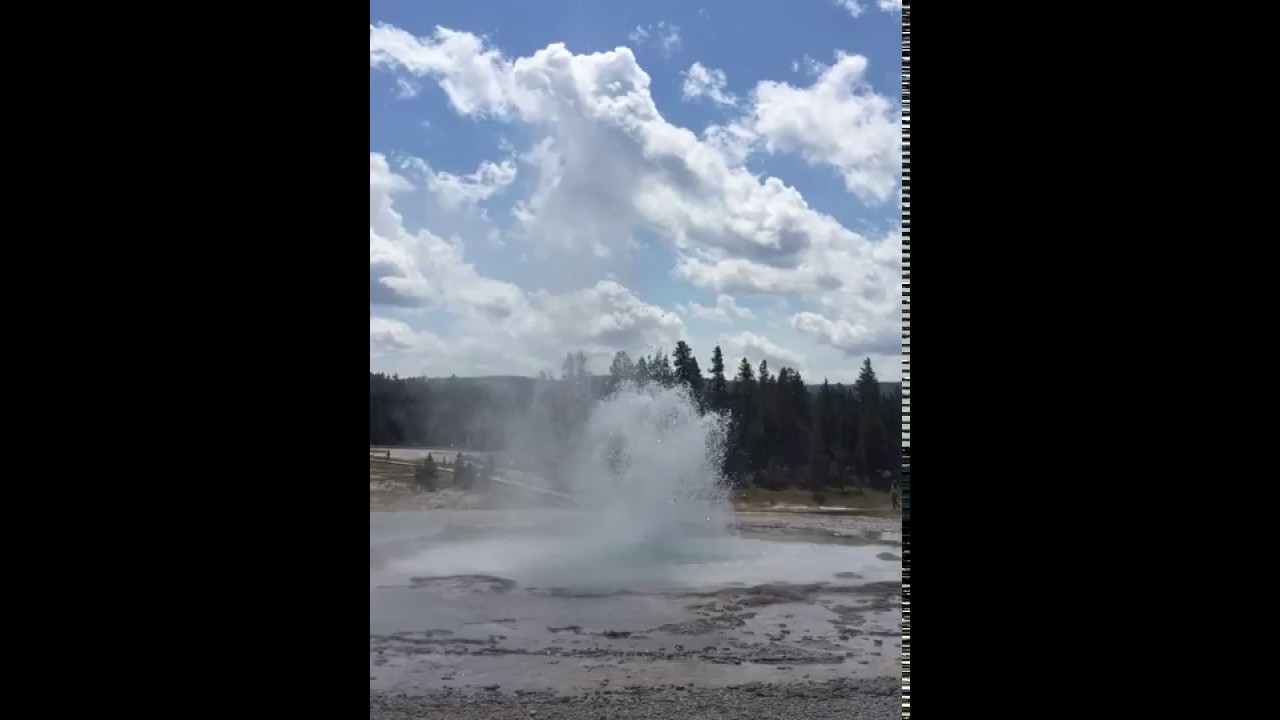 간헐천 폭발 옐로스톤 국립공원 Exploding Geyser in YellowStone National Park - YouTube