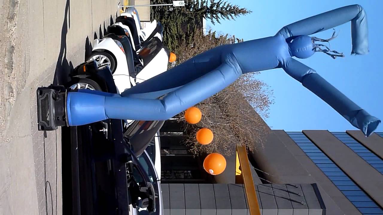 WACKY WAVY INFLATABLE ARM FAILING TUBE MAN! - YouTube