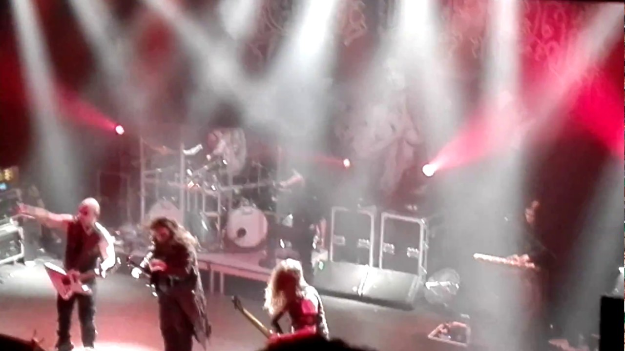 Cradle Of Filth - Her Ghost in the Fog/Born in a Burial Gown (Live 2.6. ...