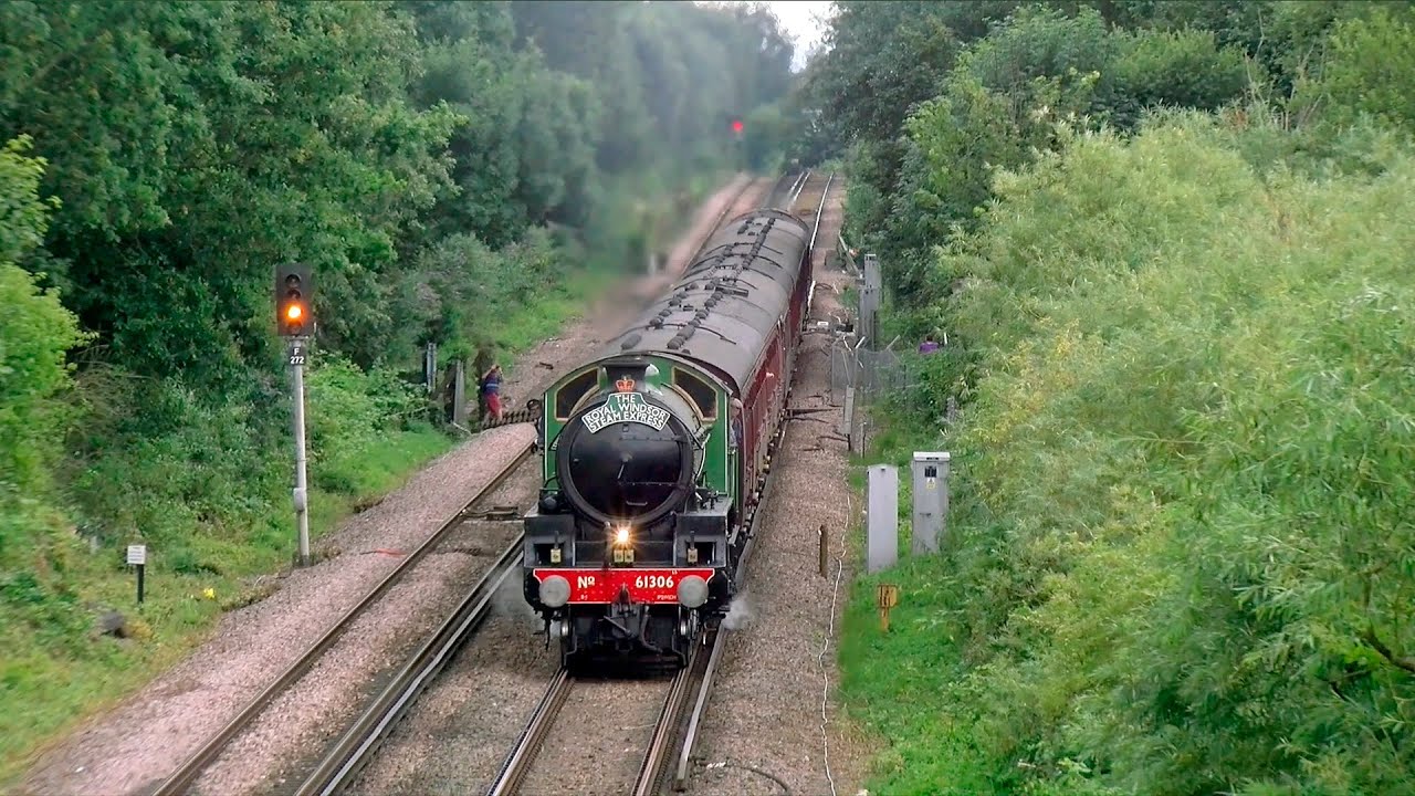 LNER Thompson Class B1 61306 ‘Mayflower’ on the Mainline - YouTube