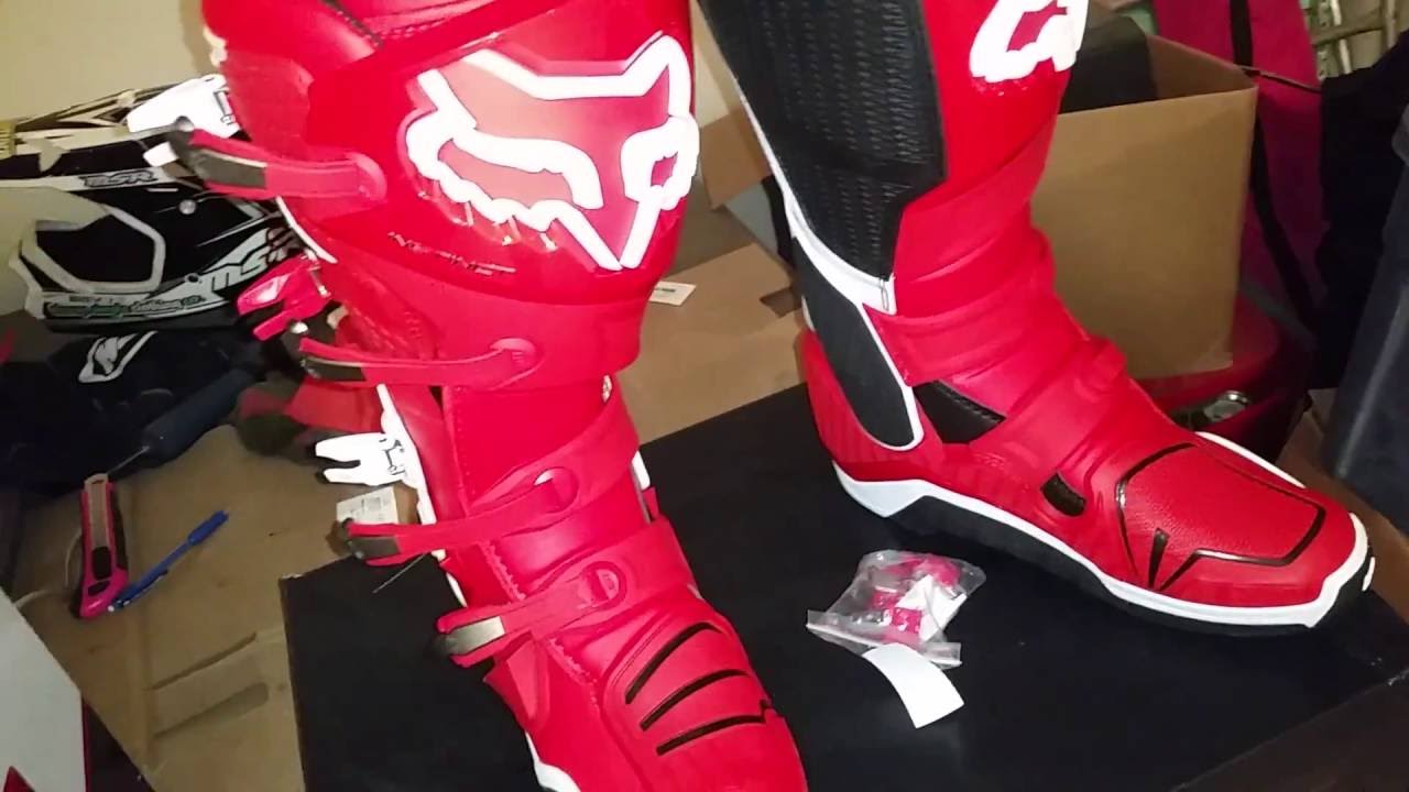First look at the Fox Instinct boot (1/2) - YouTube