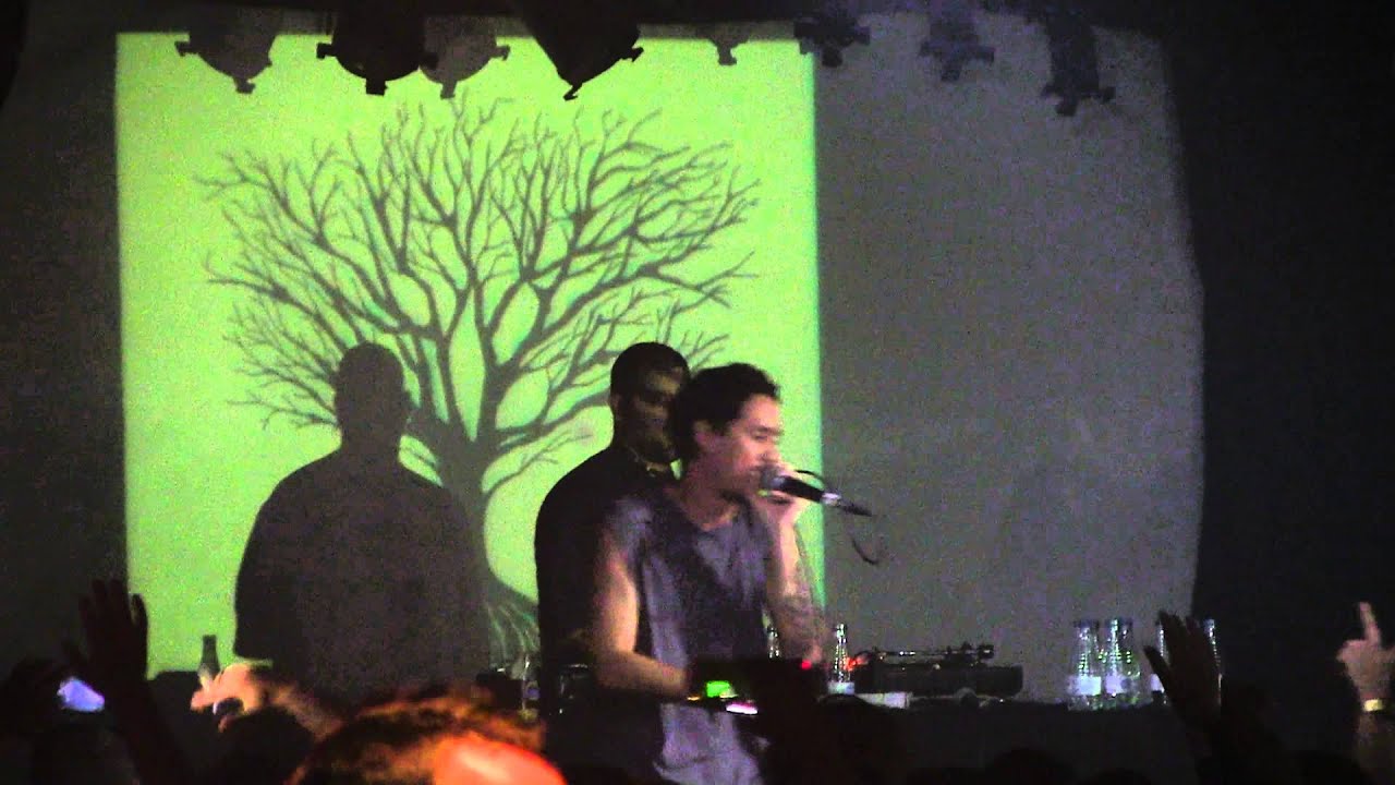 Canserbero - Mucho Gusto (En Vivo) Barcelona 2014 - YouTube Music