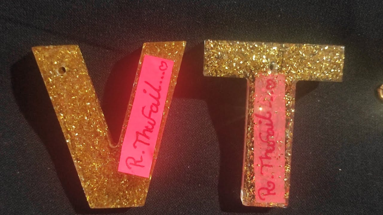 Risin art keychain - YouTube