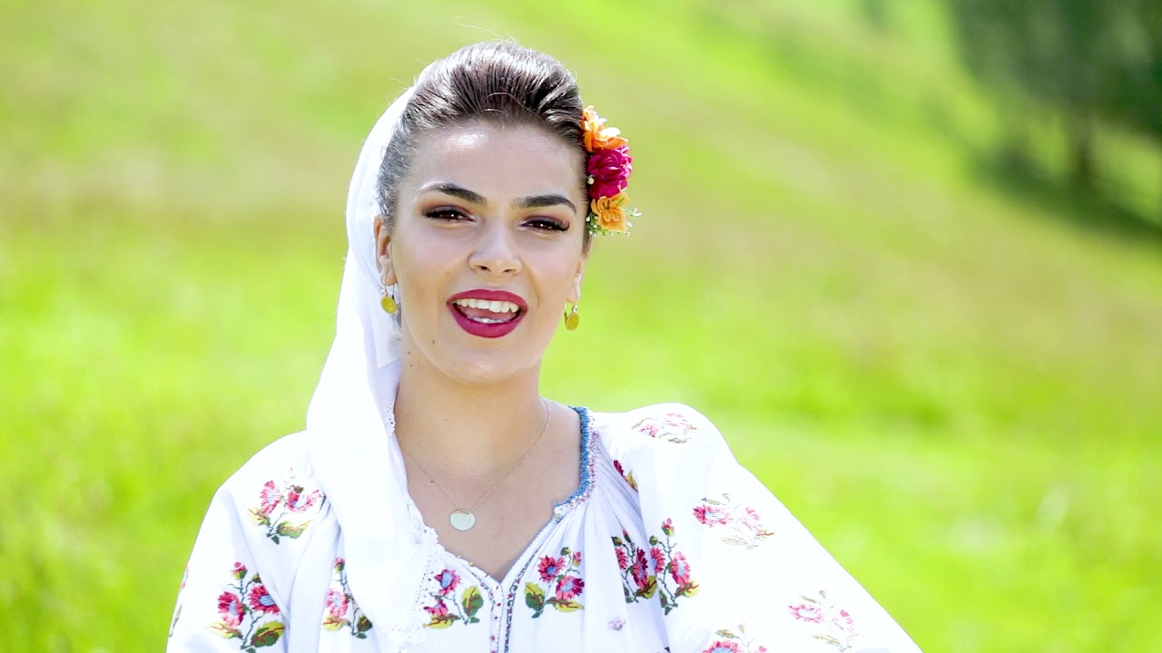 Alexandra Andrei - Hai la hora-n Giuvarasti - YouTube