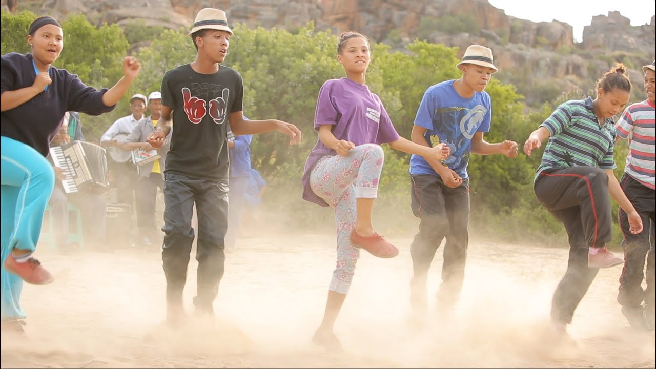 Die Nuwe Graskoue Trappers - YouTube