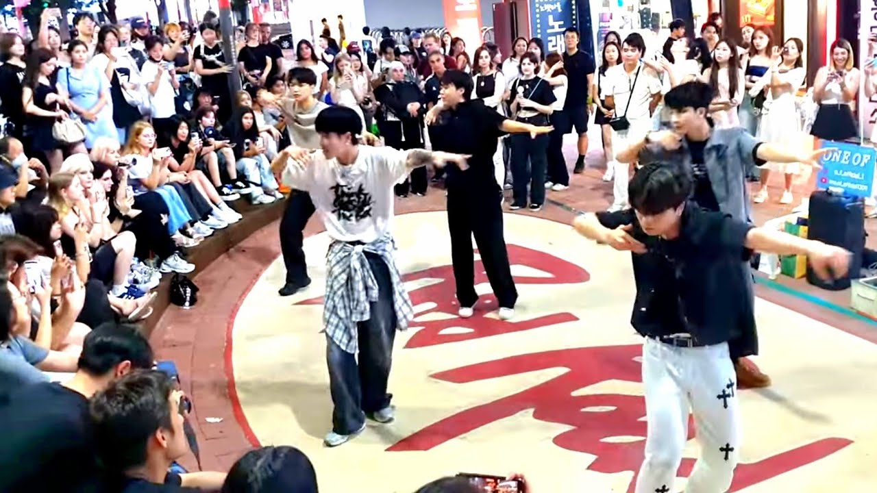 [STREET ARTIST] ONE OF. WITH AUDIENCE. INTERACTIVE HONGDAE BUSKING ...