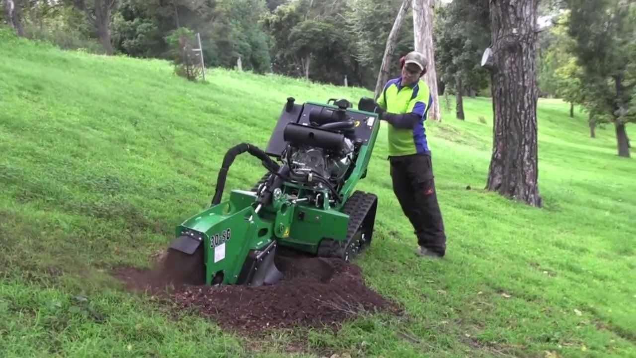 Hire Track Stumpgrinder 31HP - YouTube