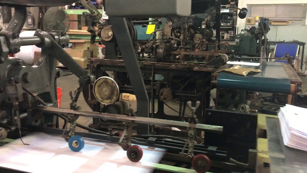 FL Smithe AF - fully automatic clasp machine - YouTube