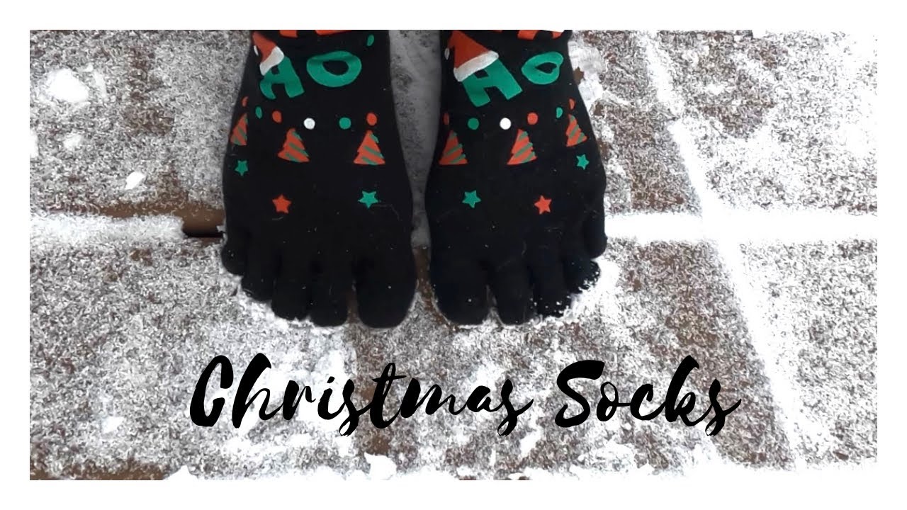 ASMR 🎧 Crunchy walk in the snow in Christmas toe socks. - YouTube