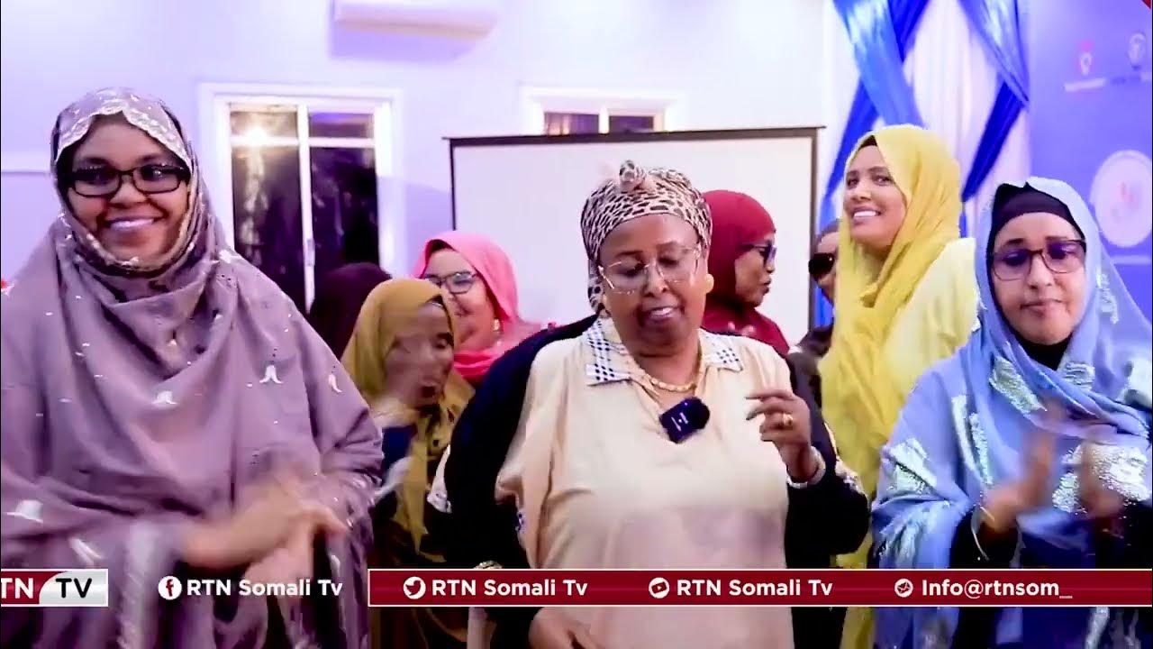 Baydhabo ku balansaday fanaaniin si ay oga heesaan xuska sanad guuradii 5aad ee doorashadiisa ...