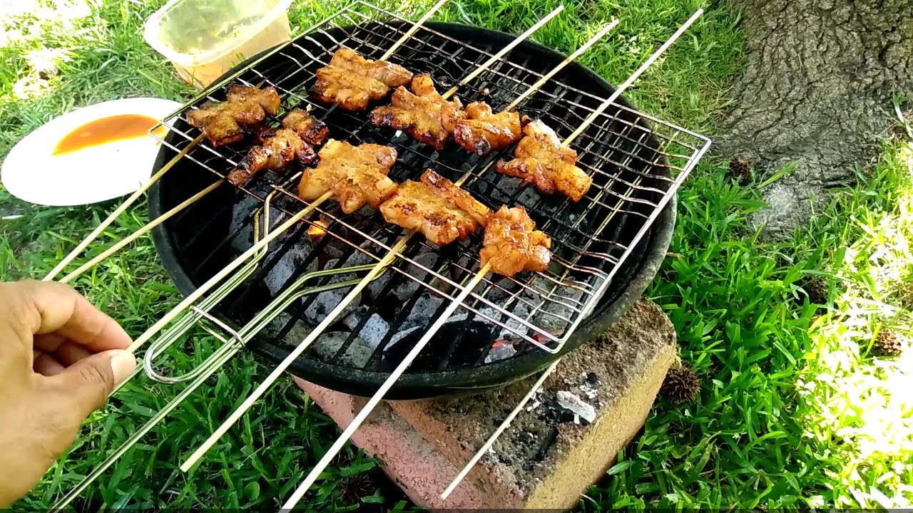 Filipino (Pinoy) style pork belly barbecue - YouTube