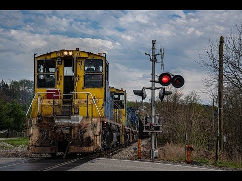 4 MP15s pull hard on a Union Railroad job - Penn Hills, PA - YouTube