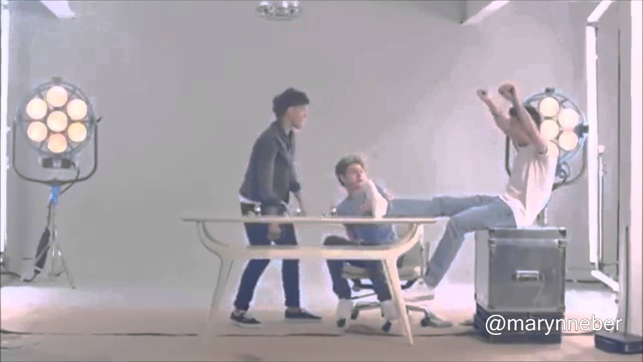 One Direction | Hello From The Other Side - YouTube