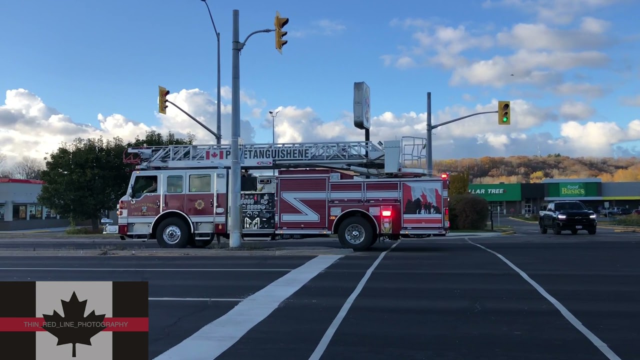 Multiple Fire Trucks Responding To A Large Commercial Fire - YouTube