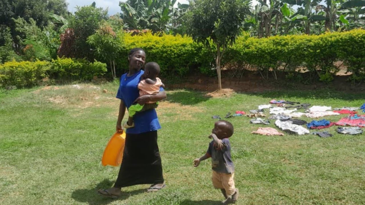 Real Life of a Traditional Village Young Mother in ANCIENT Primitive ...