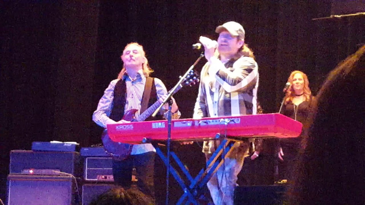 Barry Goudreau's Engine Room - Dreams - YouTube