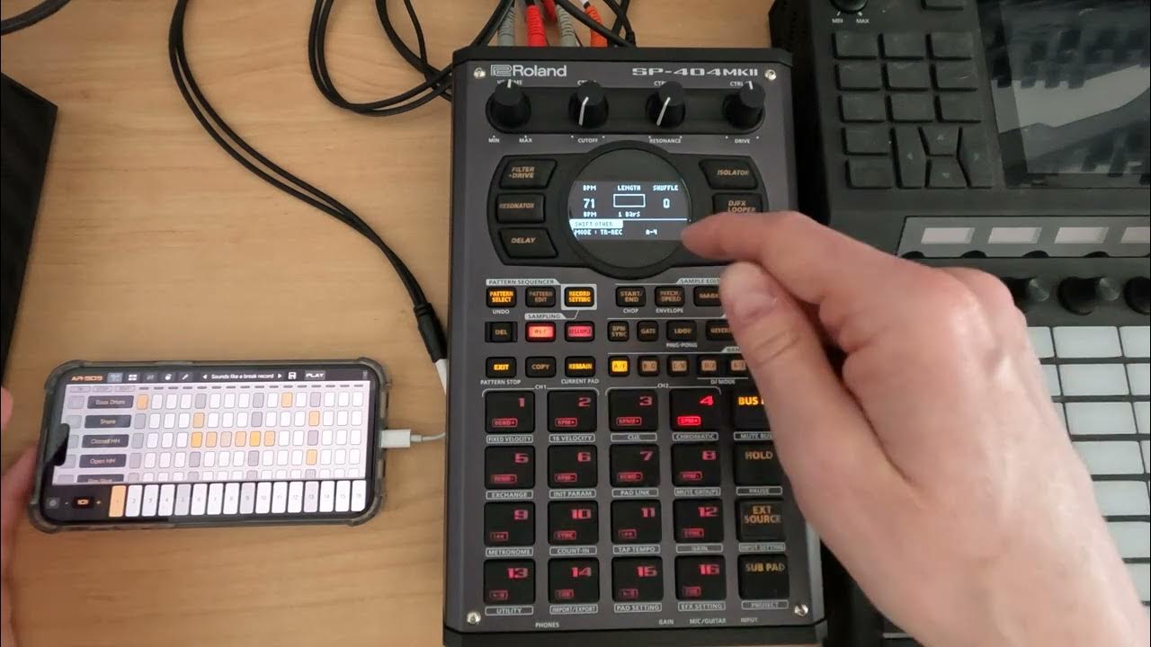 SP404 mk2 46.4 - Transposing Patterns to the mk2 pt.4 - YouTube