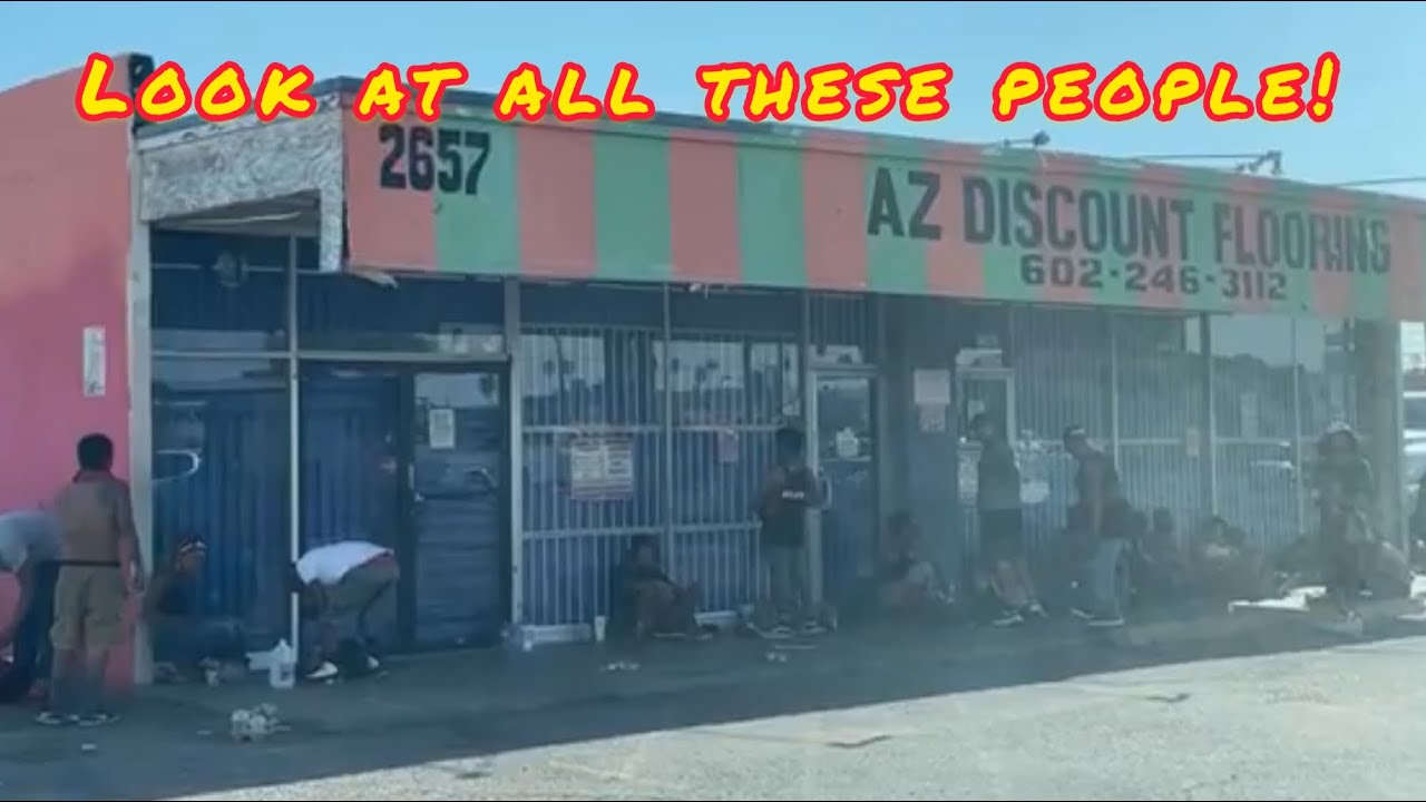 Look at this, lizard gang - YouTube