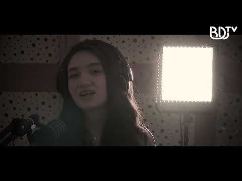 DİNLƏ : FİDAN MƏDƏTOVA \
