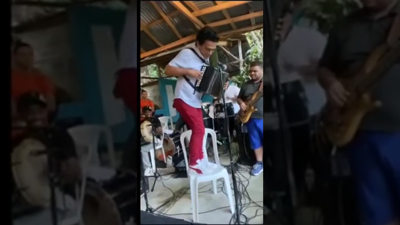 El show De Agripino Tavarez 🌞 El Remeniao De La Sierra - YouTube