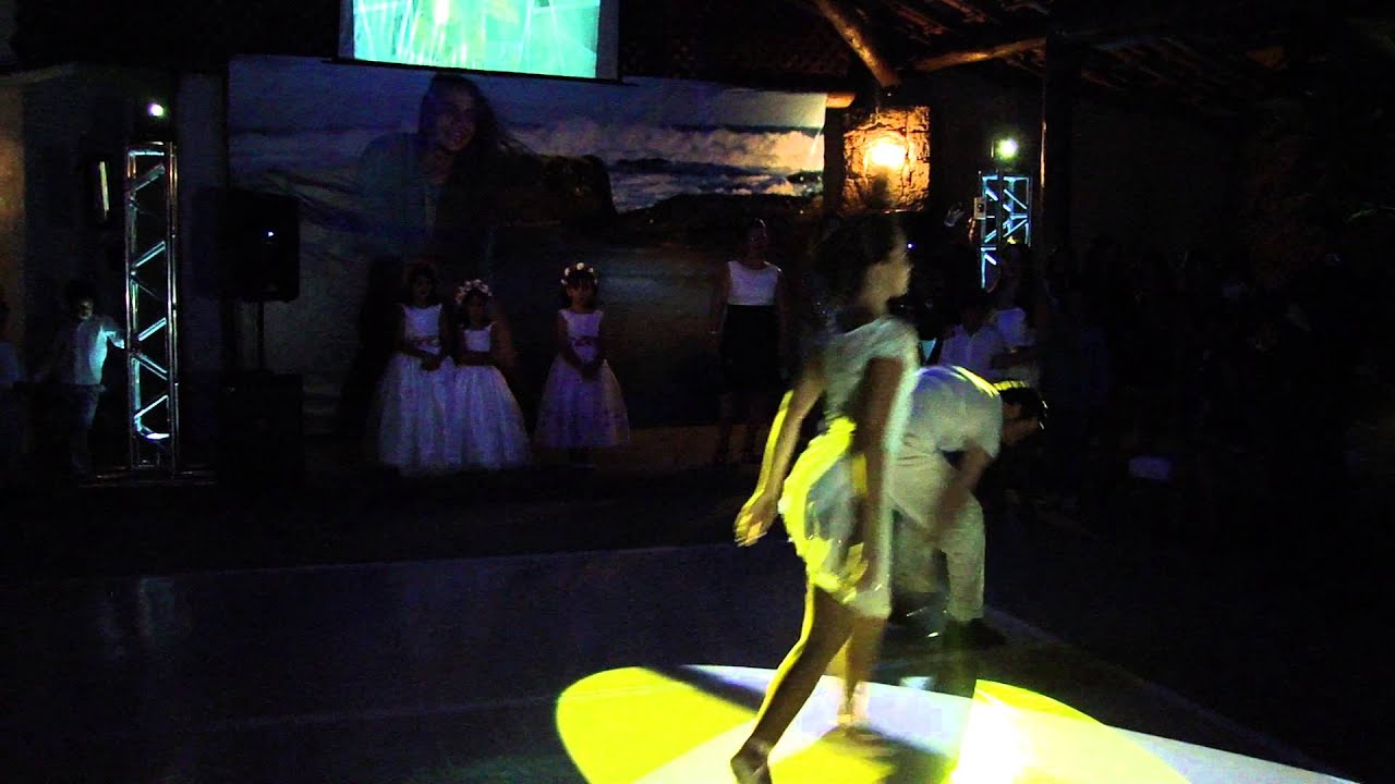 Ballet Letícia - 15 anos - YouTube