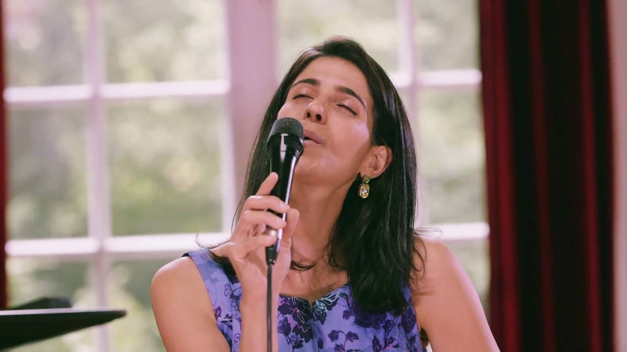 I've Got A Crush On You - Sara Dowling (Jazz Singer) - YouTube