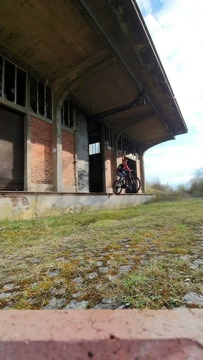 urbex bike - YouTube