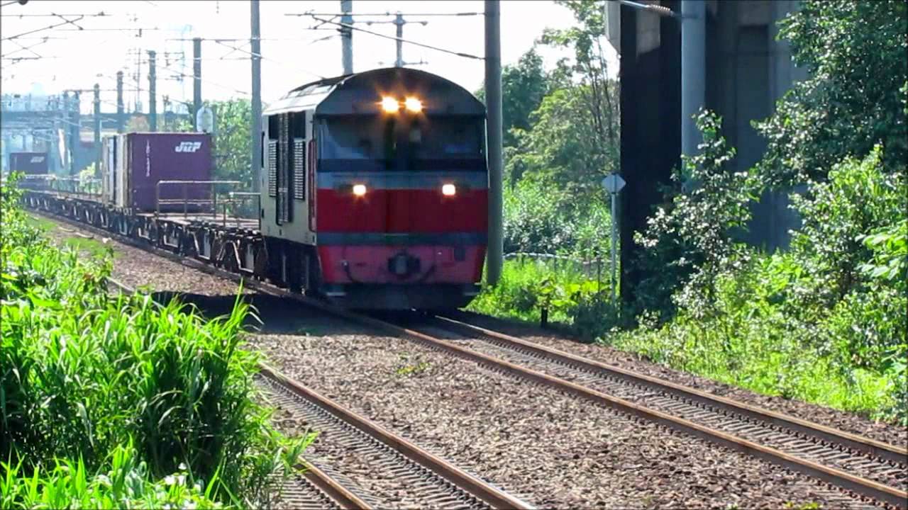 【HD】2051レ DF200－9 レッドベアー 恵み野駅通過 - YouTube