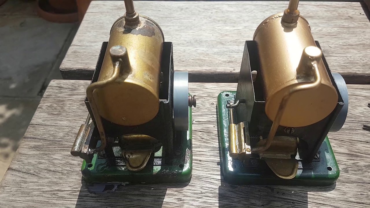 SEL 1520 x 2 steam engines steaming! - YouTube