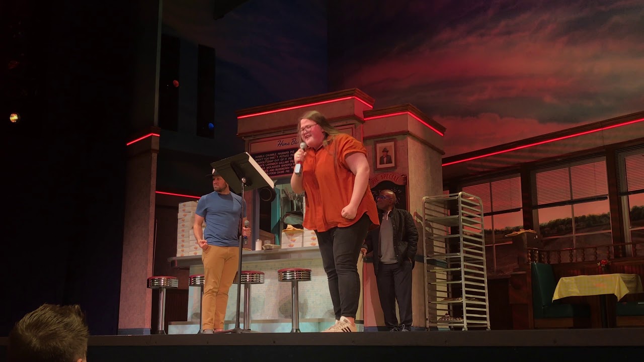 Chelsea Slays "I Didn't Plan It" at Waitress Karaoke - YouTube