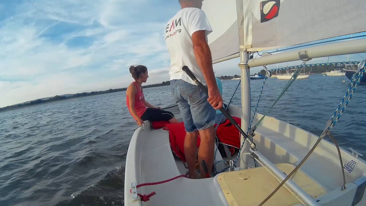 Topper Cruz sailing at Dell Quay 11-08-16 - YouTube