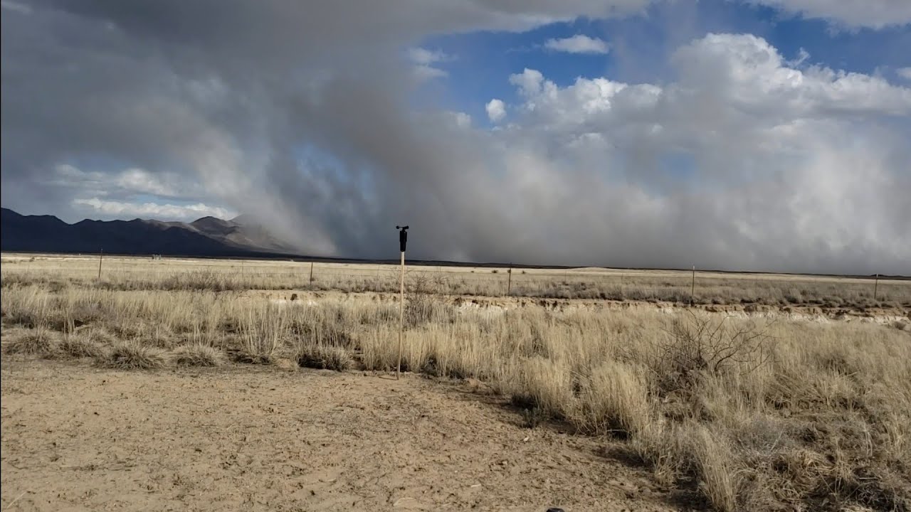 30 mph winds today #AZhomestead #offgrid - YouTube