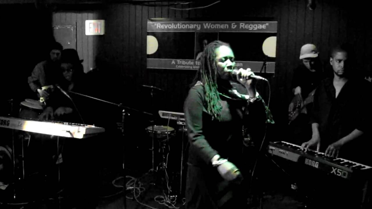 LADY LEE "ruff life" - YouTube