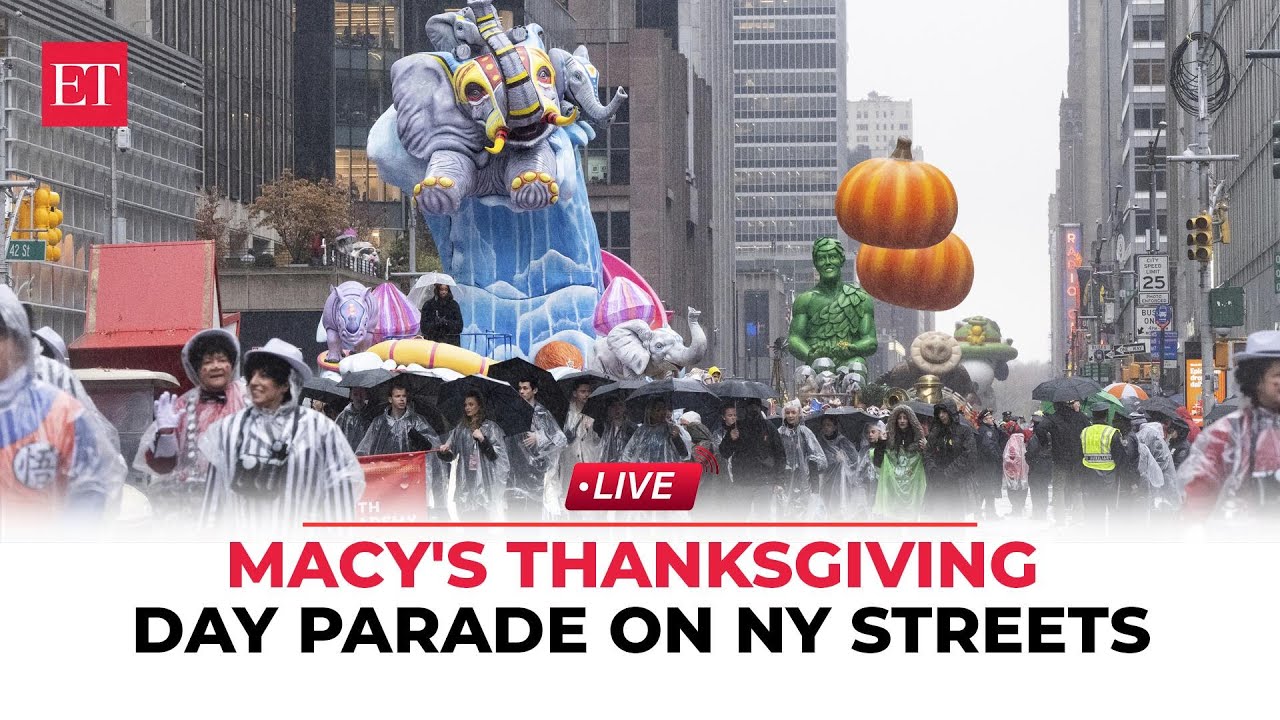 Macy's Thanksgiving Day Parade on the rainy streets of New York - YouTube