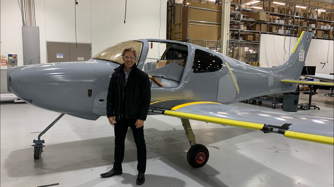 Live!!! Cirrus SR22T Delivery from Cirrus Vision Center, Knoxville, TN ...