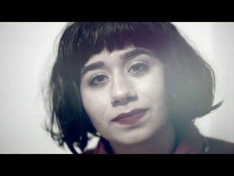 Gülsen- Kara Böcükler (kısa parody)