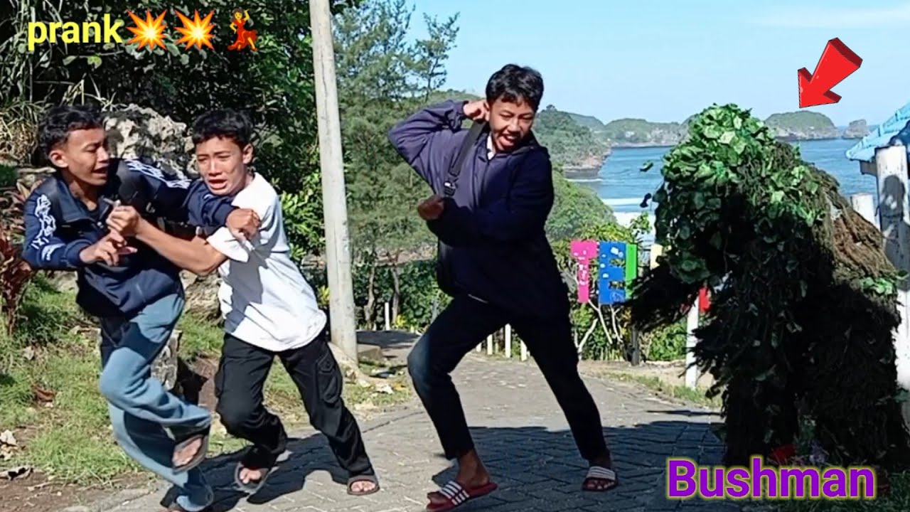 Bushman Prank | Reaksi Kaget Yang Lucu...💃💥💥💯 | funniest bushman prank ...