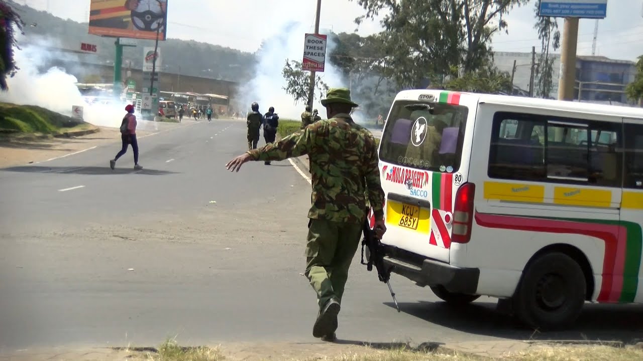 NAKURU KUMEWAKA MOTO GEN Z vs ATI RIOT POLICE - YouTube